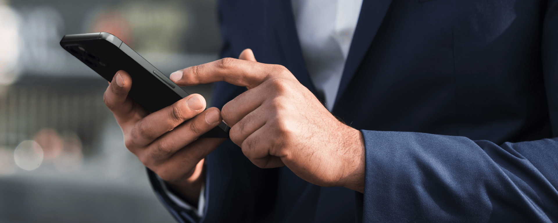 Smartphone Apps - CDVI Americas